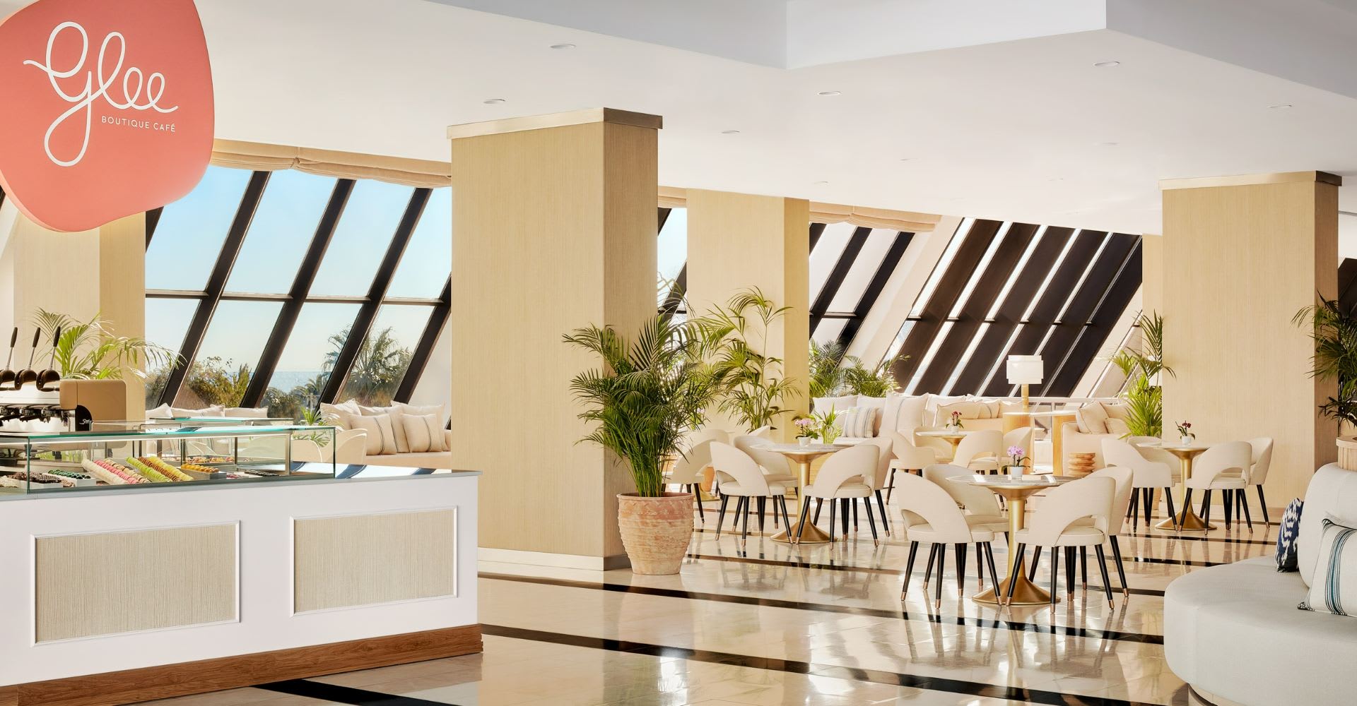 Glee Boutique Café